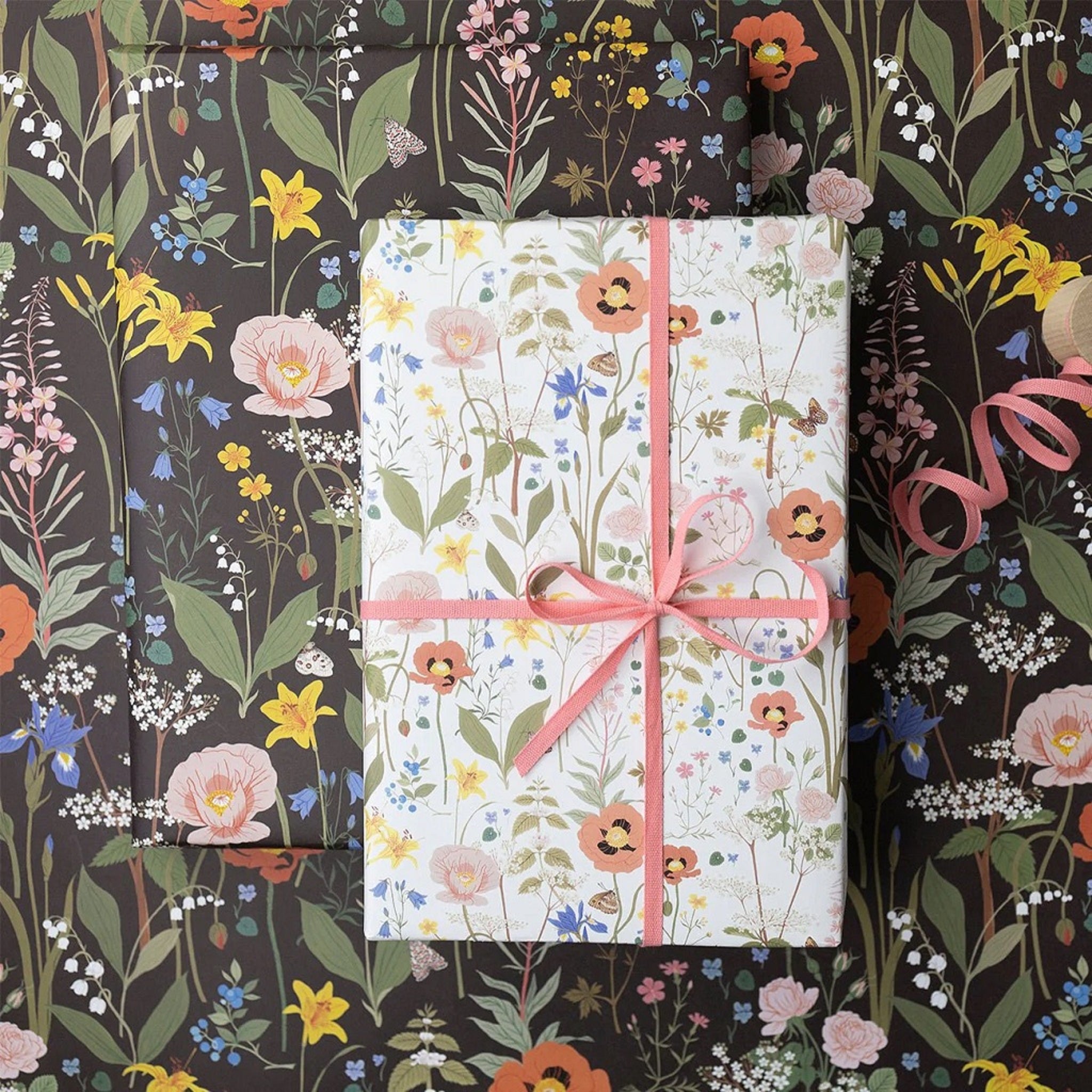 Wild Flowers Double Sided Wrapping Sheets – The Paper Company India